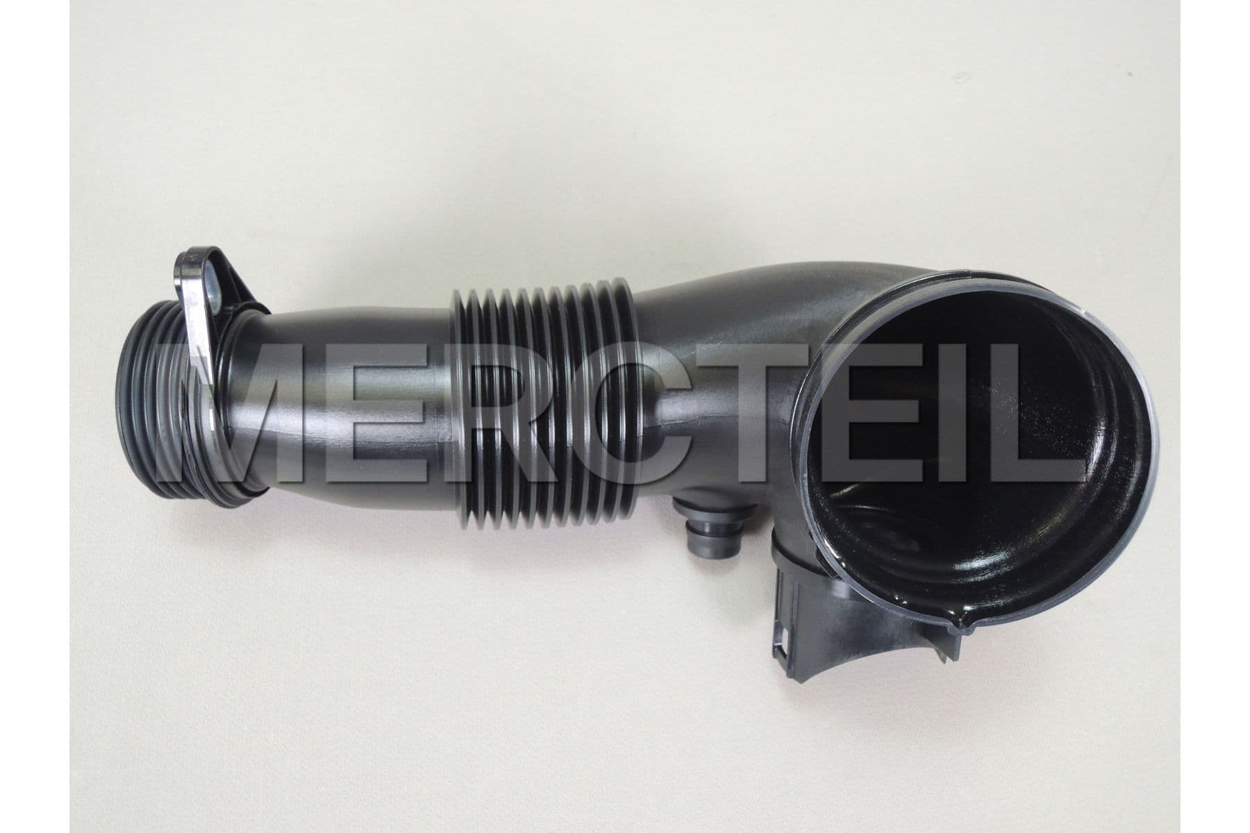 Buy the spare part BMW 13717605638 air intake t