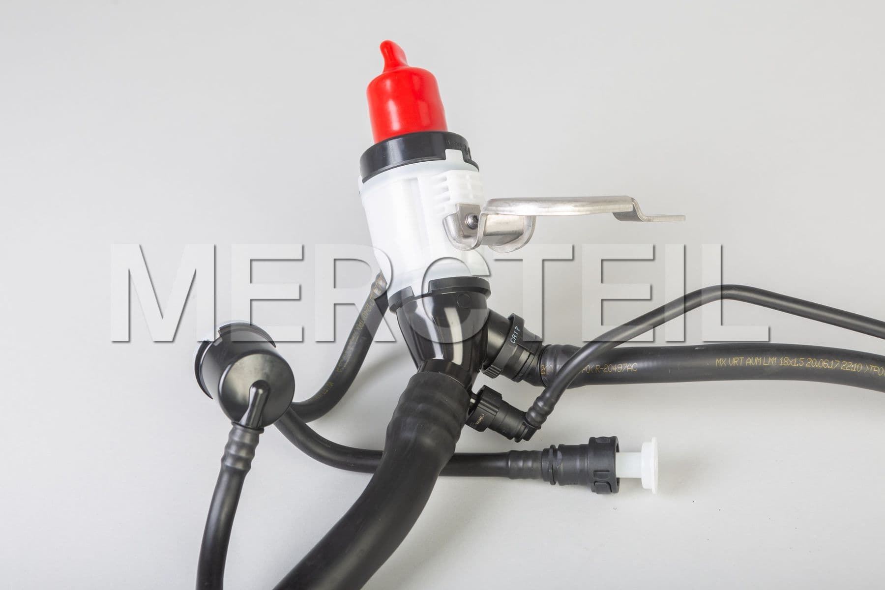 Buy the spare part BMW 16197390672 filling syst