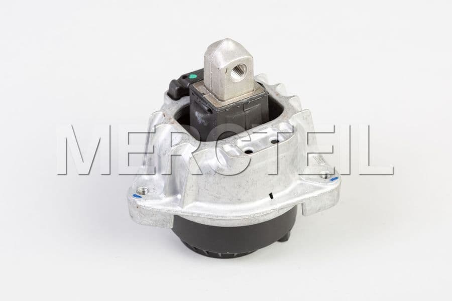 Buy the spare part BMW 22116775905 engine mount