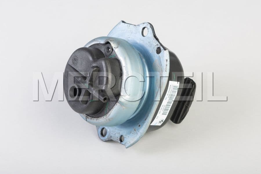 Buy the spare part BMW 22116795418 engine mount