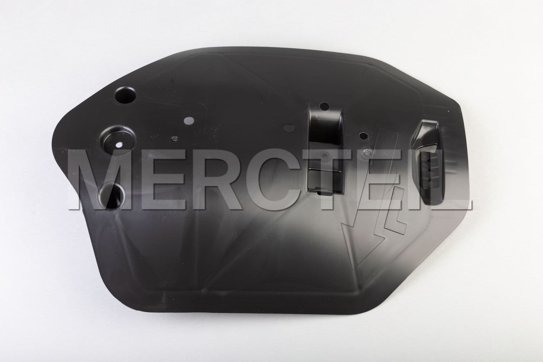 Buy the spare part BMW 33306877043 aero cover p