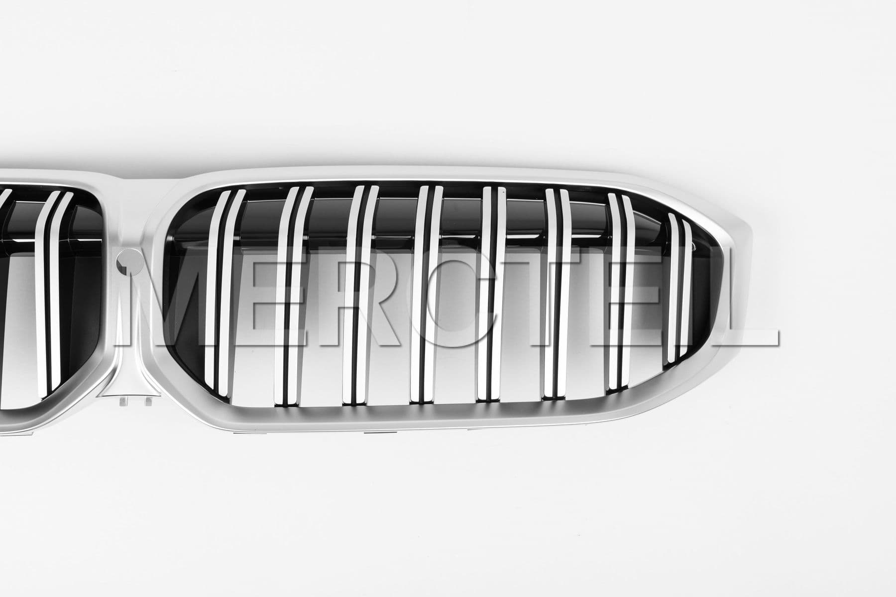 Buy the spare part BMW 51115A1BFA6 ziergitter front