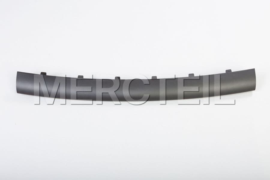 Buy the spare part BMW 51117283372 spoiler cen