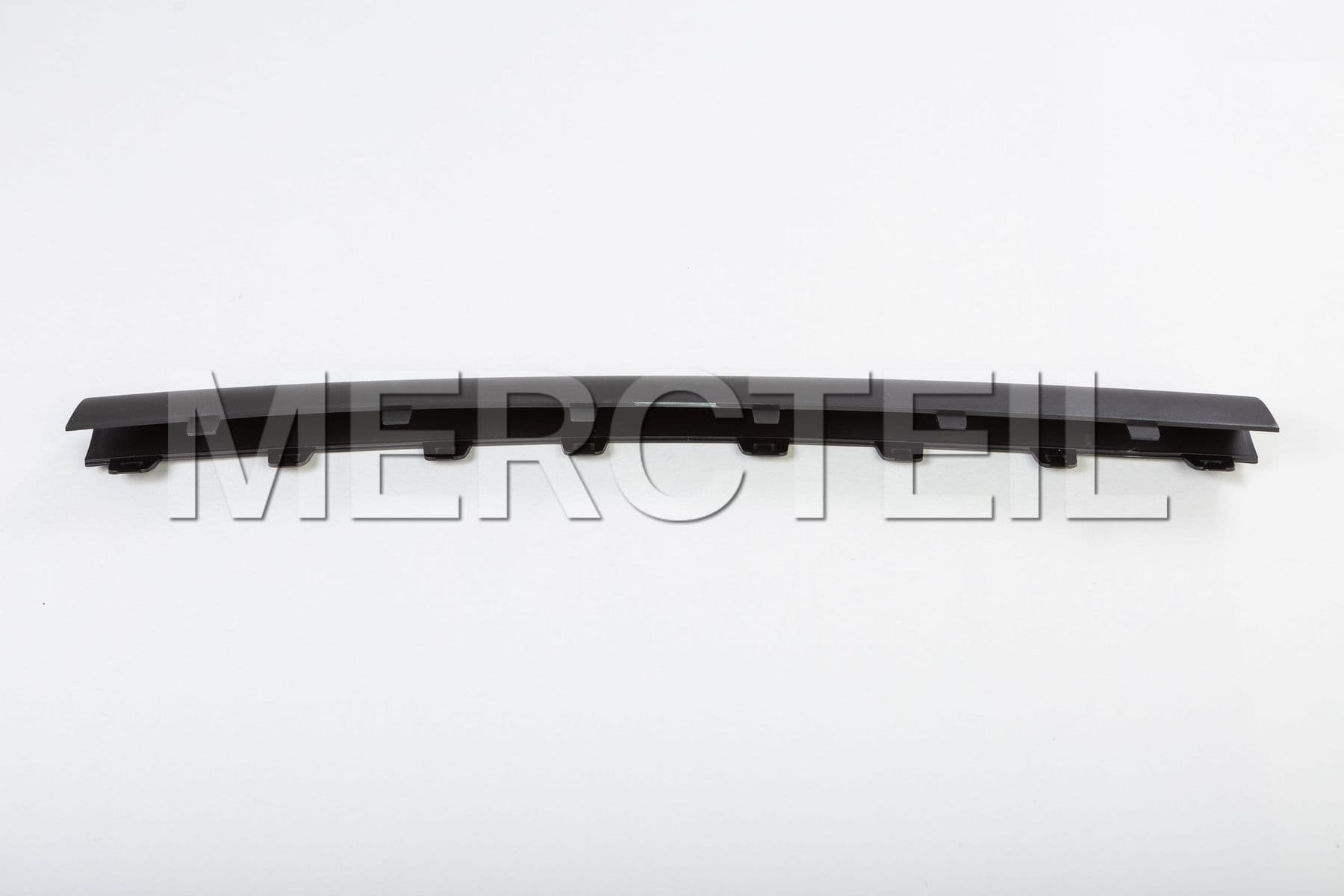 Buy the spare part BMW 51117283372 spoiler cen