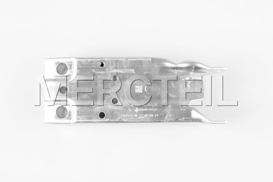 Buy the spare part BMW 51117351521 deformation