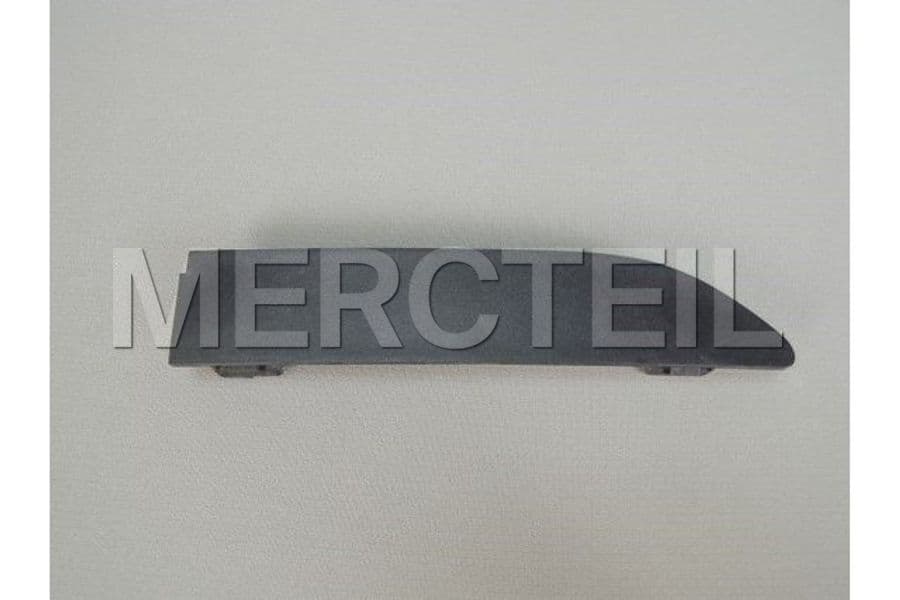 Buy the spare part BMW 51118250413 flap towing