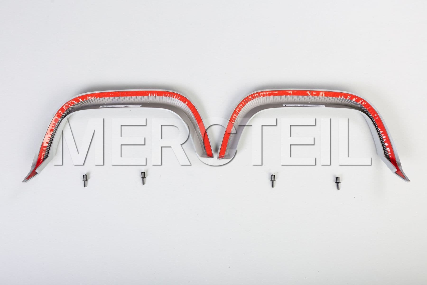 Buy the spare part BMW 51122449945 set of cut o