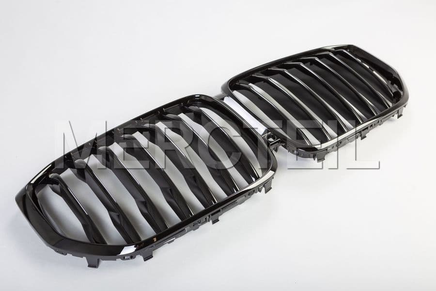 Buy the spare part BMW 51138096590 grill front