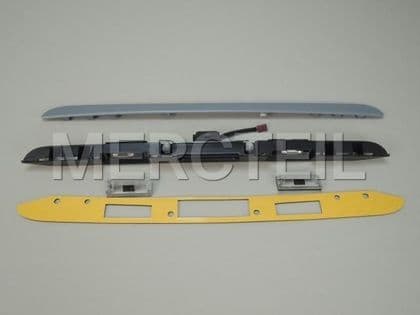 Buy the spare part BMW 51138185790 trunk lid gr
