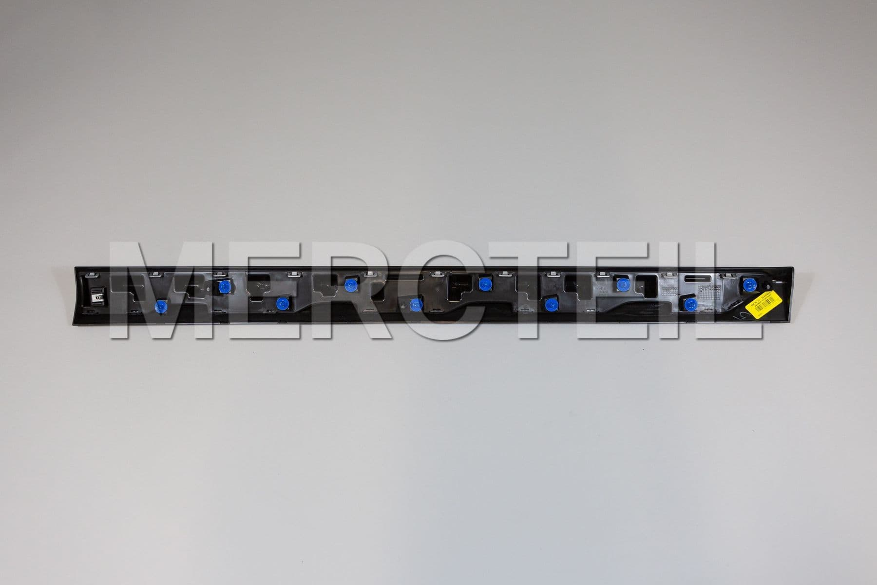 Kaufen Sie das Ersatzteil BMW 51138499209 stossleiste tuer vorne li