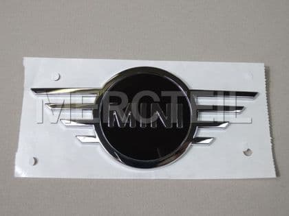Buy the spare part BMW 51147481905 mini emblem