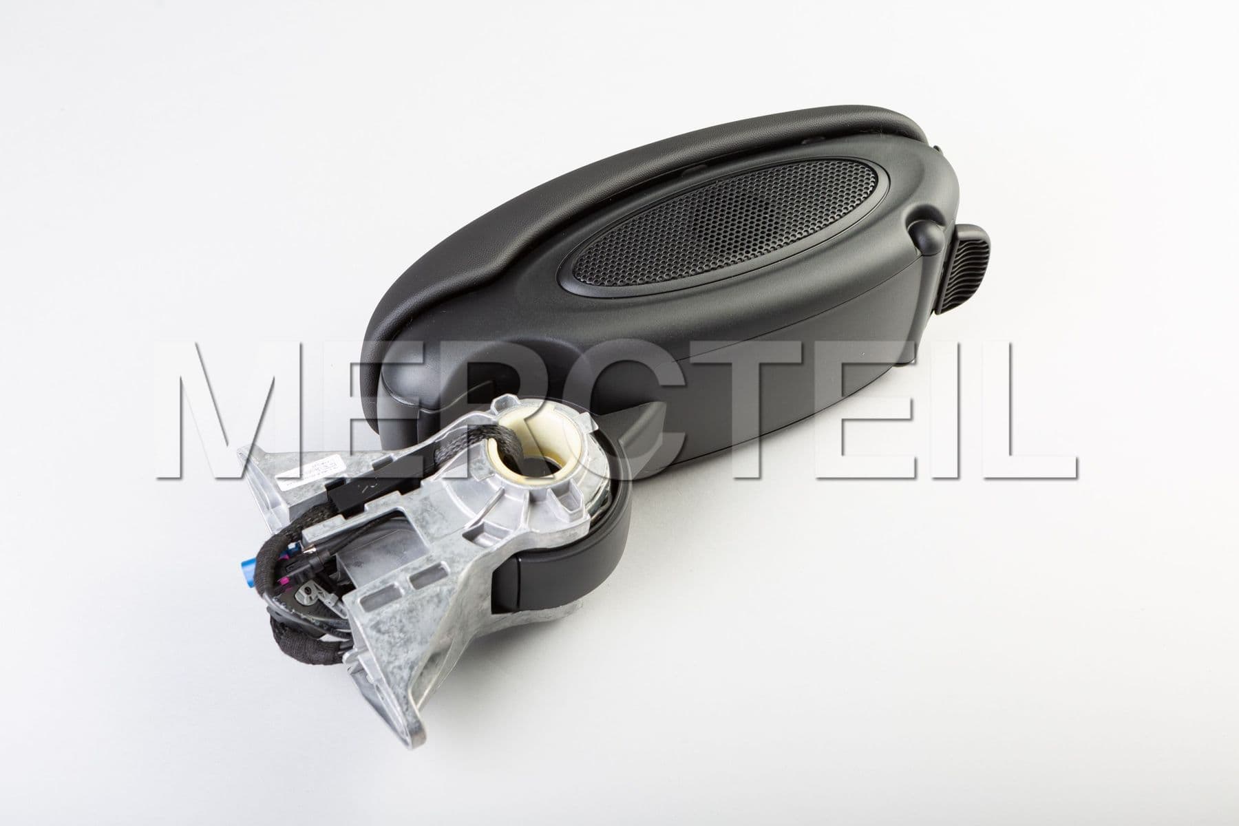 Buy the spare part BMW 51169292950 center arm r