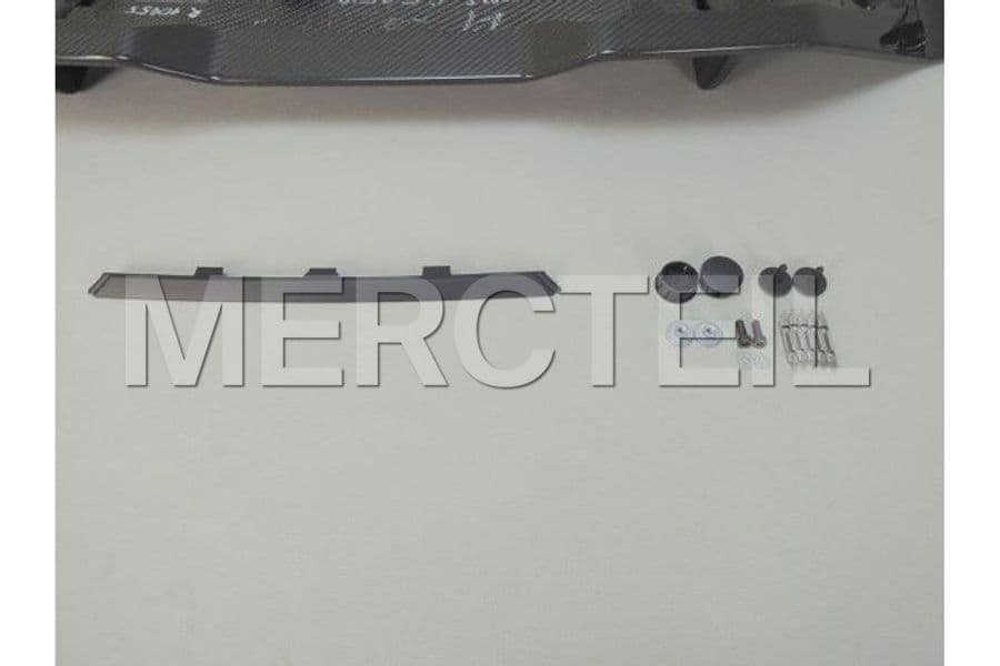 Buy the spare part BMW 51192412405 rear diffuser carbon
