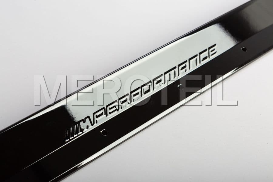 Buy the spare part BMW 51192455896 rocker panel