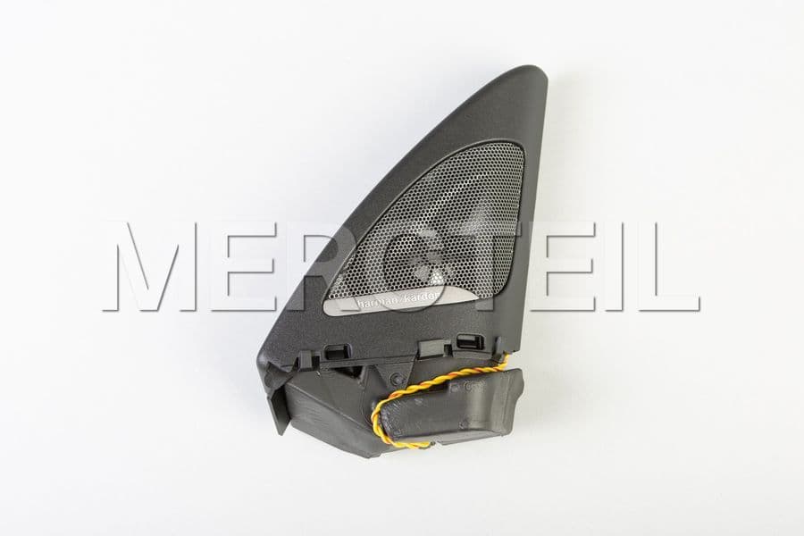 Buy the spare part BMW 51337269362 corner mould