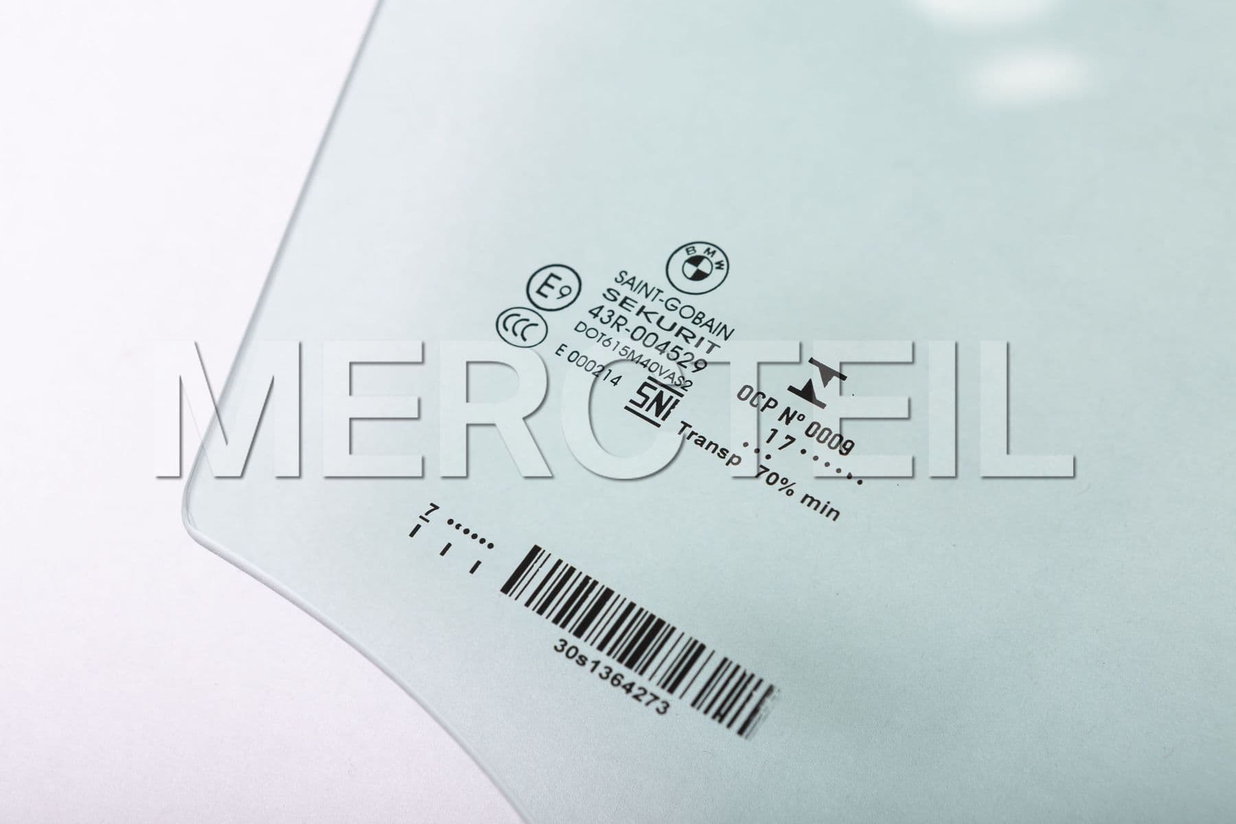 Buy the spare part BMW 51337347646 side window