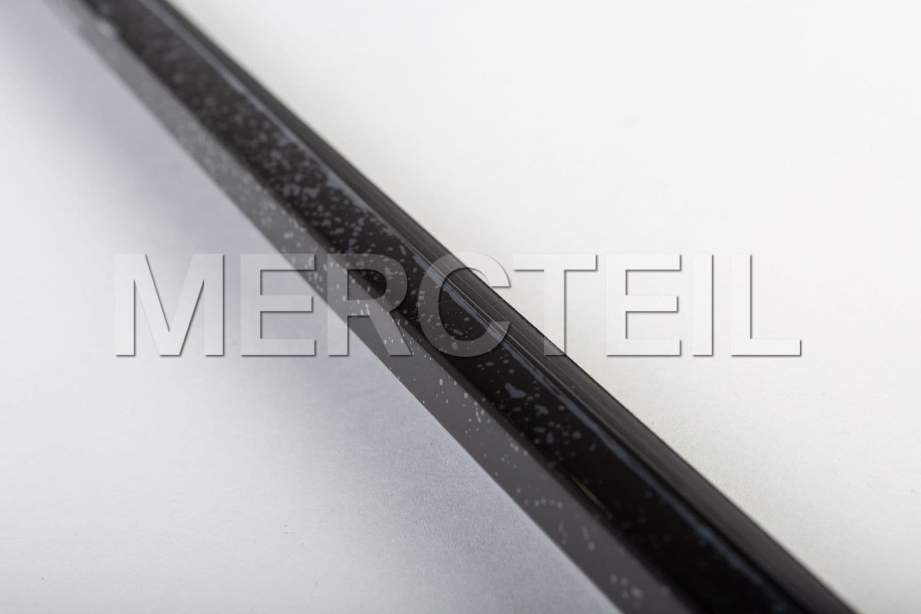 Kaufen Sie das Ersatzteil BMW 51357410040 schachtabdeckung tuer hin
