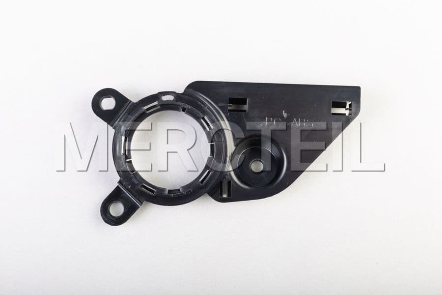 Buy the spare part BMW 51447342183 adaptor left