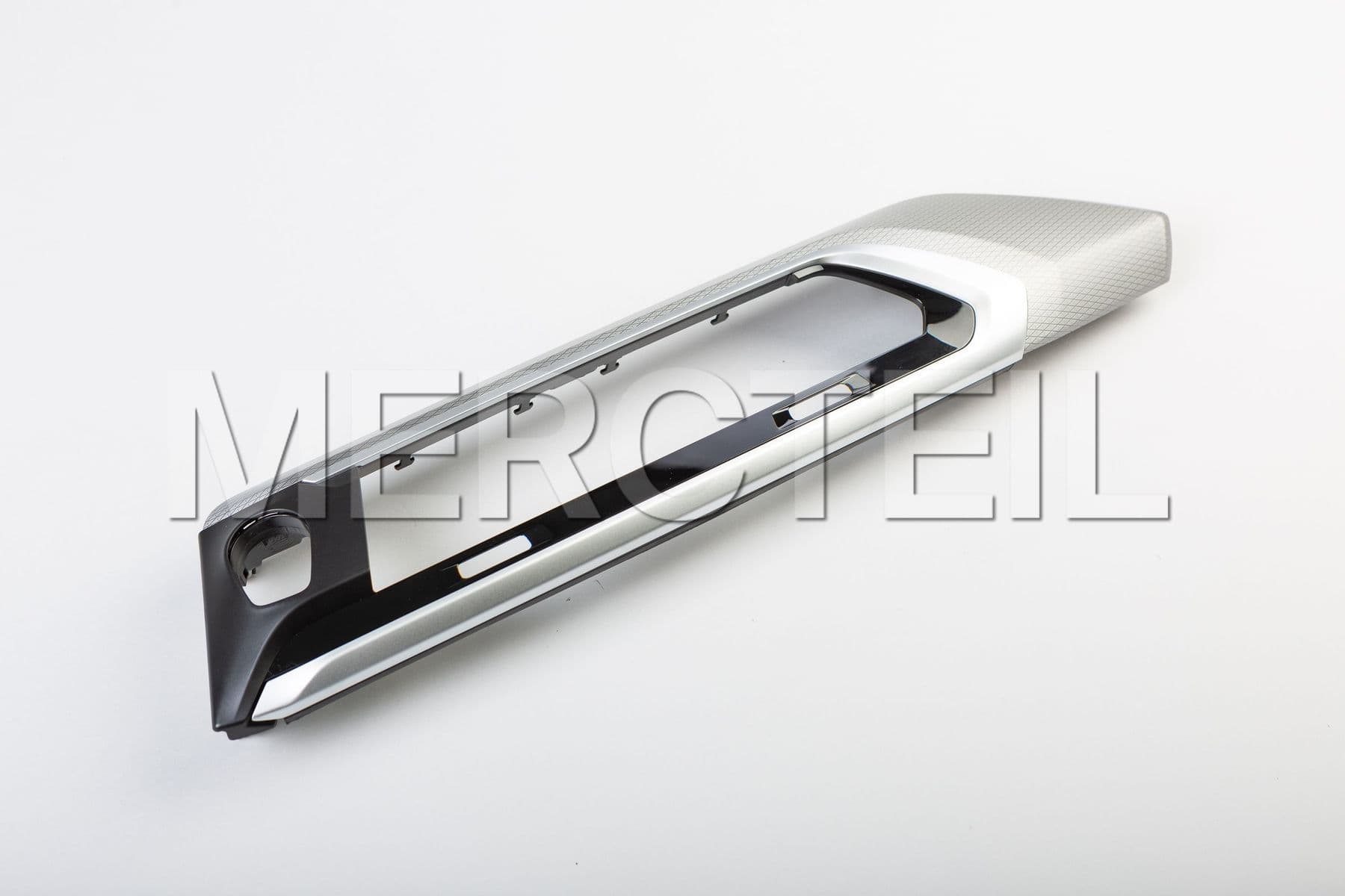 Buy the spare part BMW 51458071017 cover panel