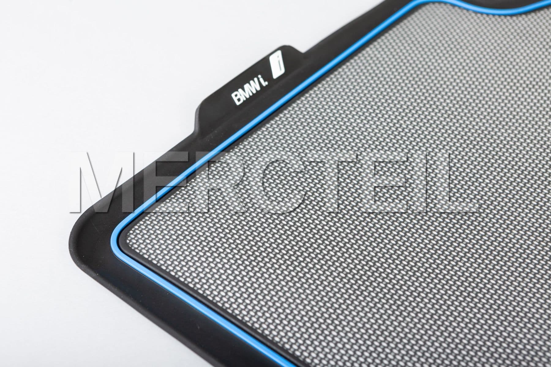 Buy the spare part BMW 51472353819 all weather