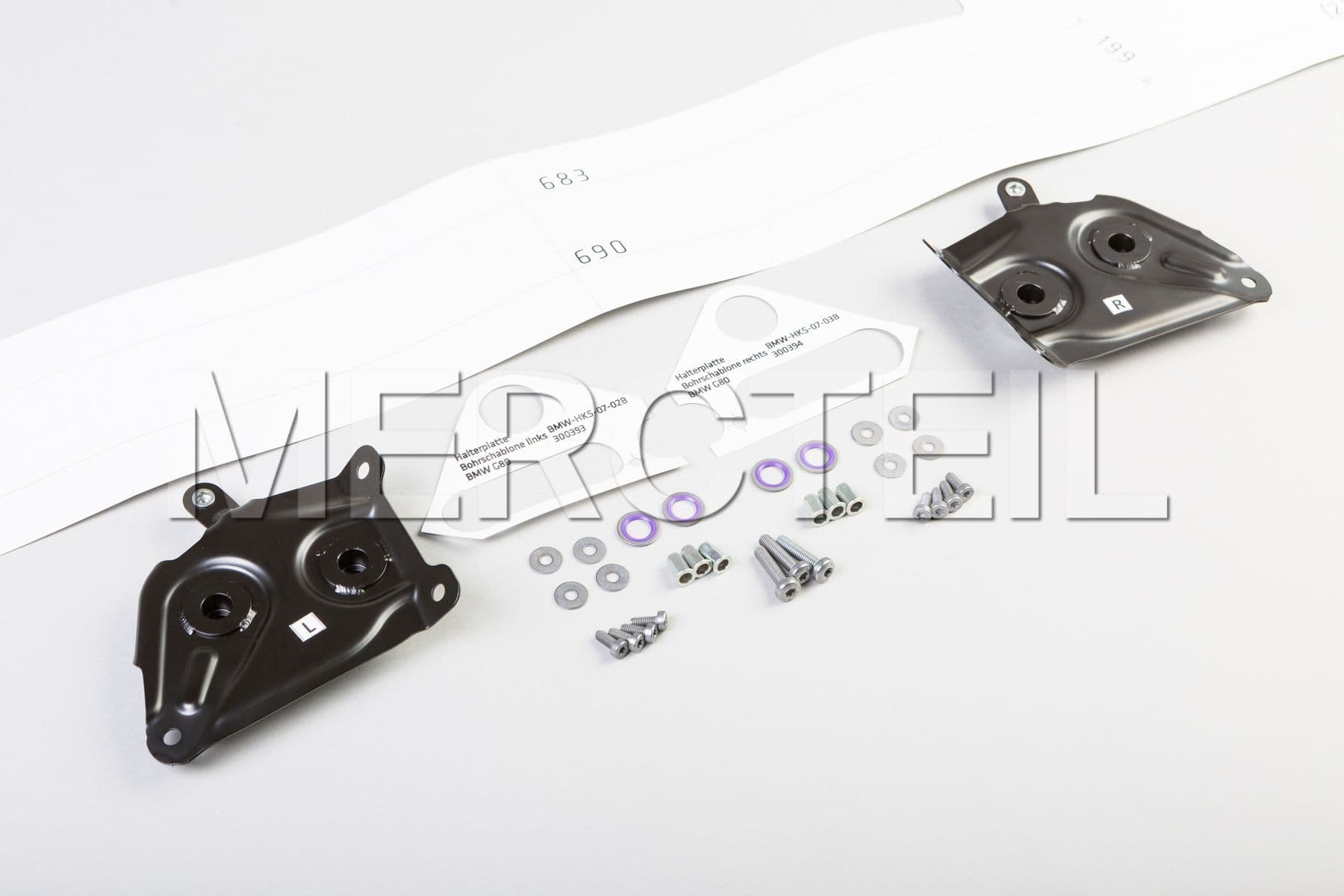 Buy the spare part BMW 51625A1CCB3 set of adapt