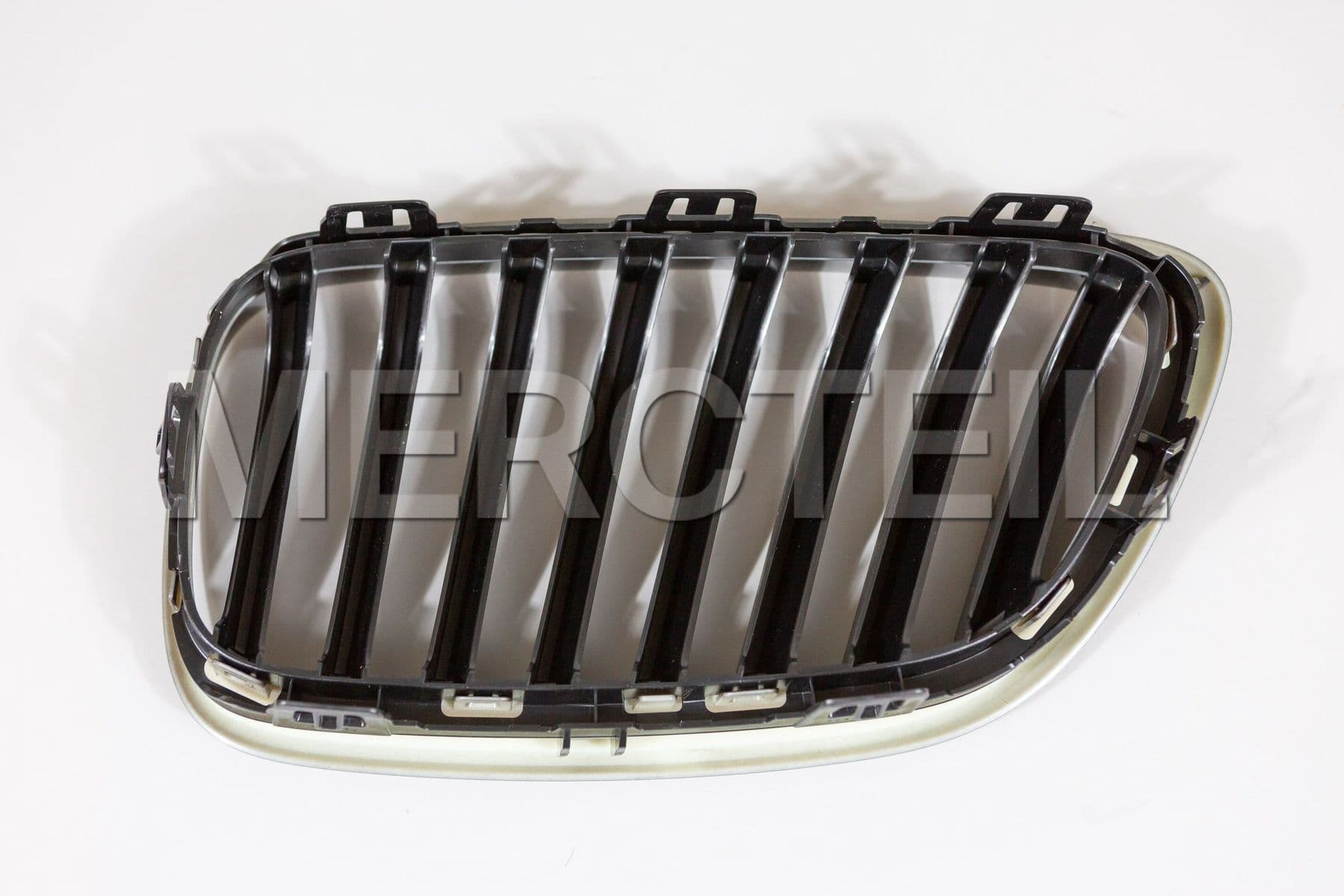 Buy the spare part BMW 51712336816 trim grill