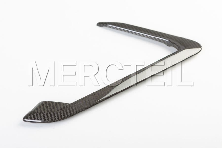 Buy the spare part BMW 51712466810 trim side p