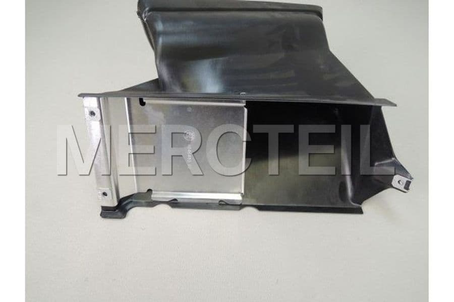 Buy the spare part BMW 51747900824 air duct ri
