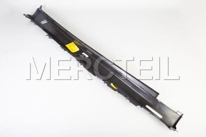 Buy the spare part BMW 51778099111 door sill co