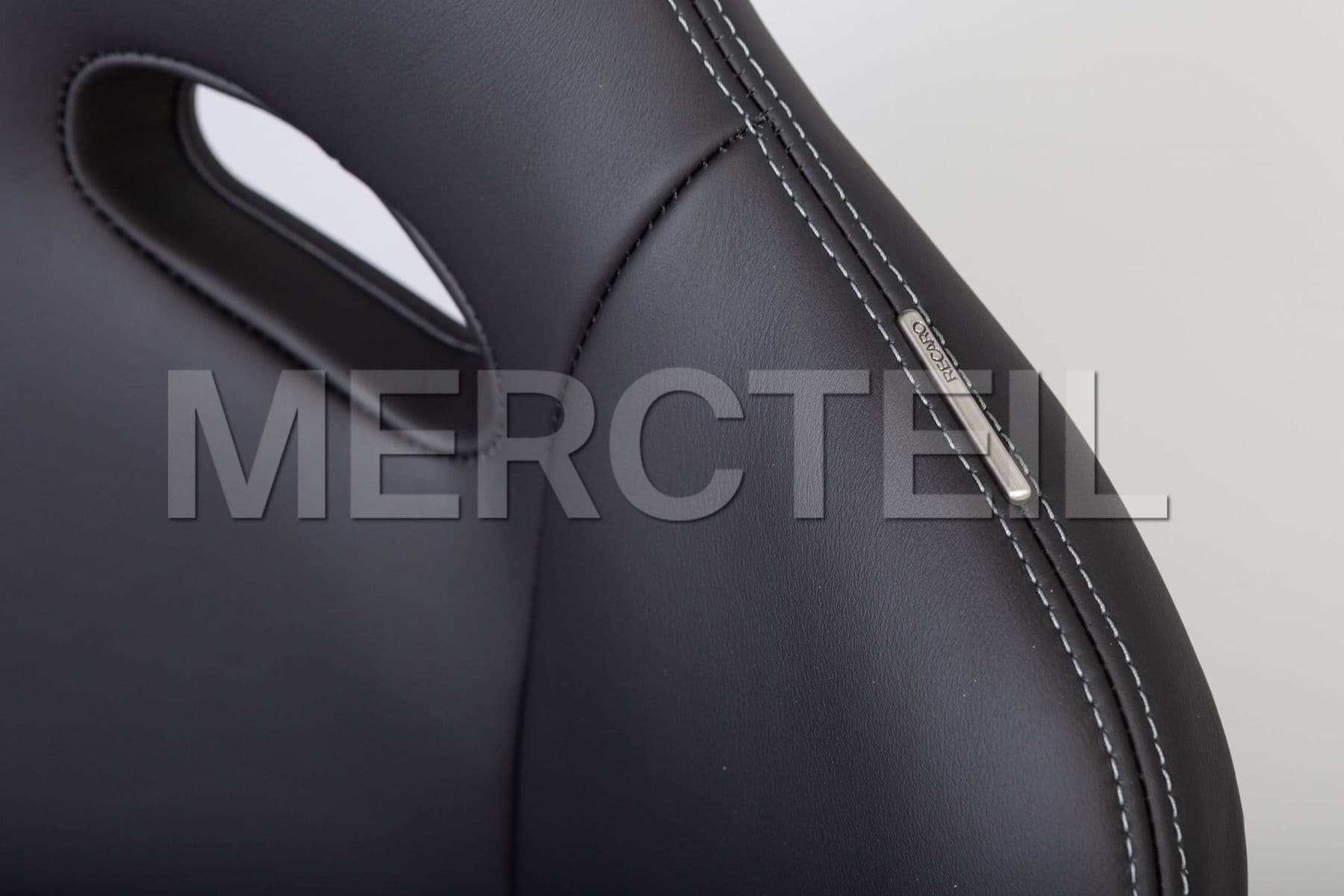 Buy the spare part BMW 52108072474 komplettsitz