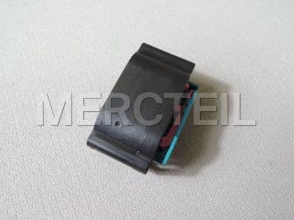 Buy the spare part BMW 61138373632 socket housi