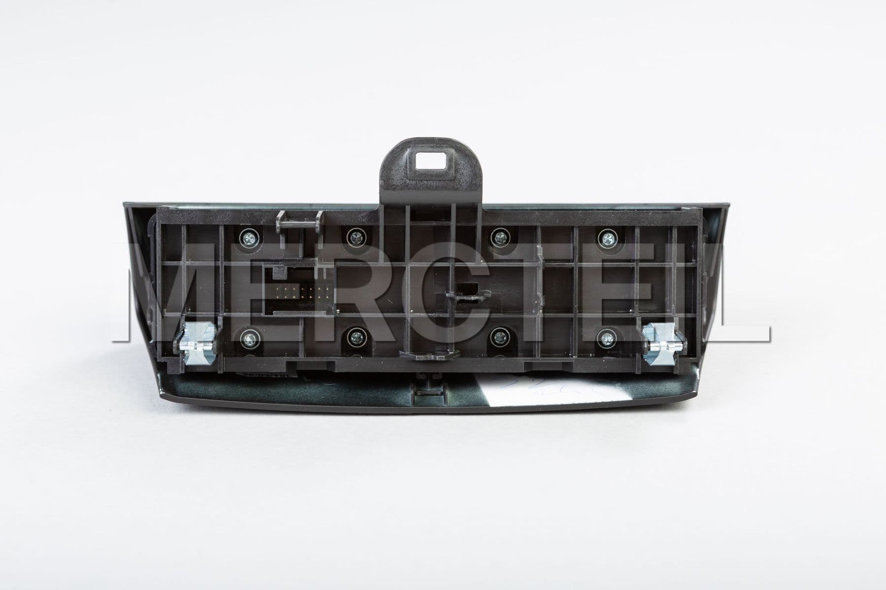 Buy the spare part BMW 61316838205 switch unit
