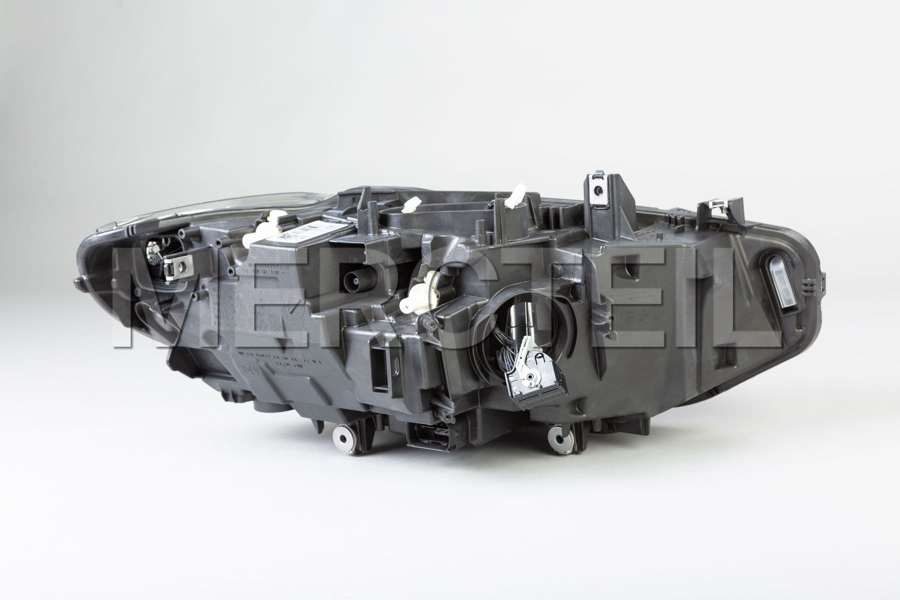 Buy the spare part BMW 63117478157 headlight l