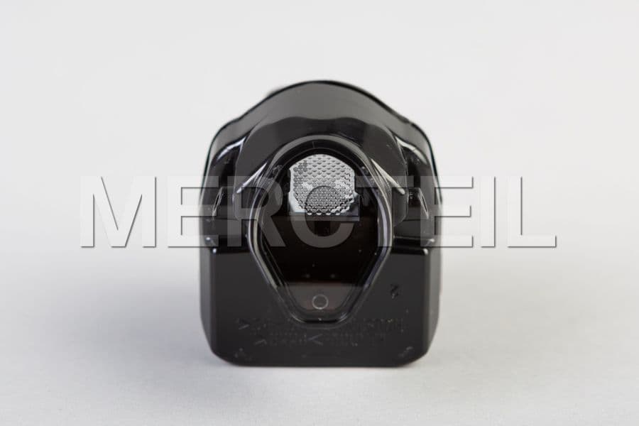 Buy the spare part BMW 63147946663 light module