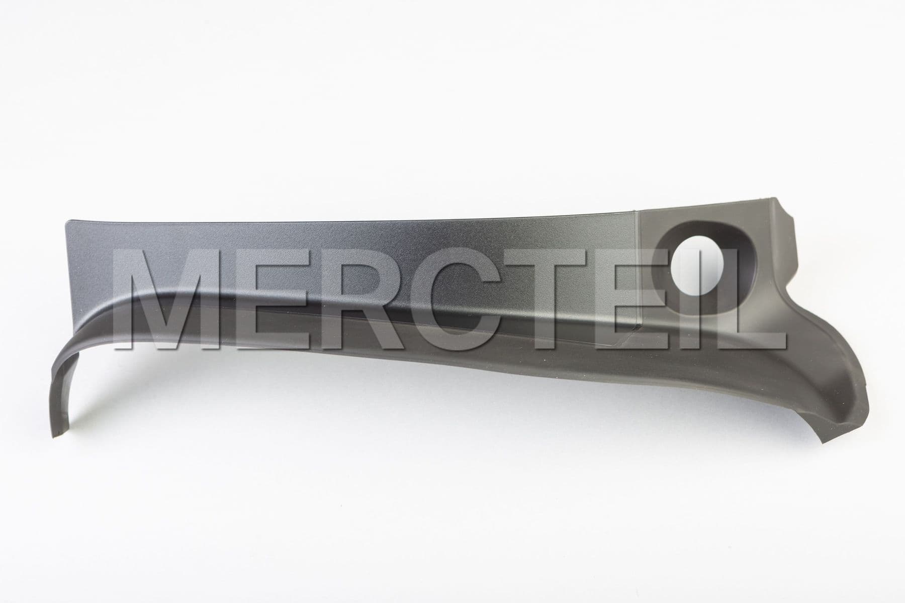 Buy the spare part BMW 63218492304 trim drip r