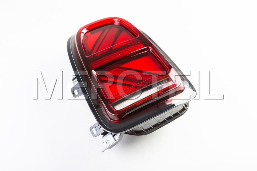 Buy the spare part BMW 63218492478 tail light