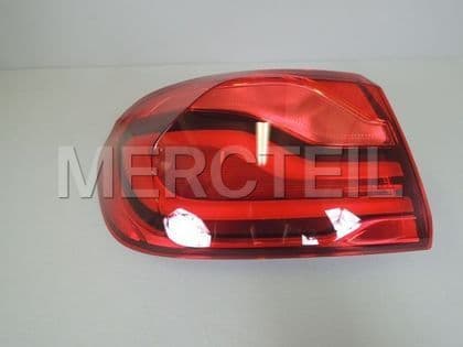 Buy the spare part BMW 63218496523 rear light i
