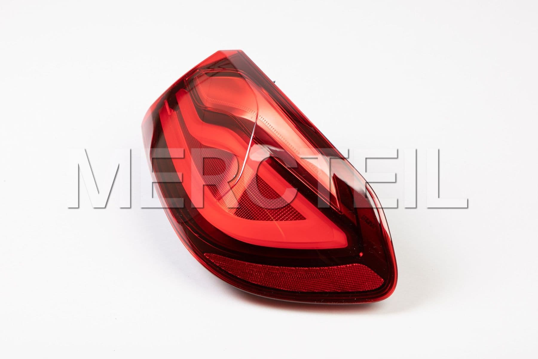 Buy the spare part BMW 63219491576 rear light i