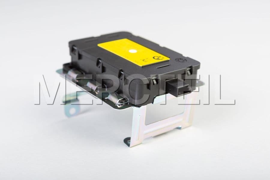 Buy the spare part BMW 64115A3E7E0 control unit