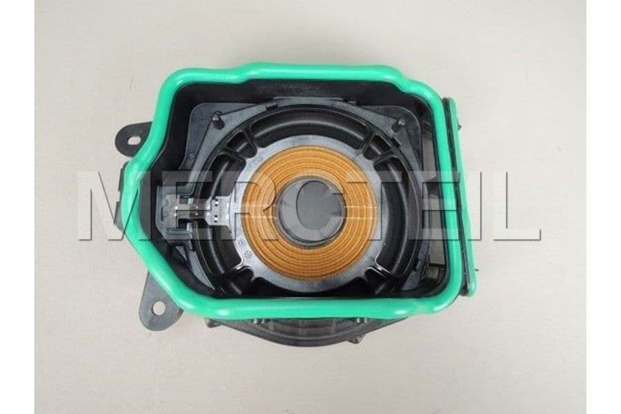 Buy the spare part BMW 65136801076 central bass right