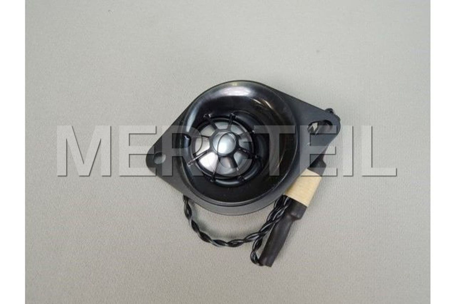 Buy the spare part BMW 65139226358 tweeter