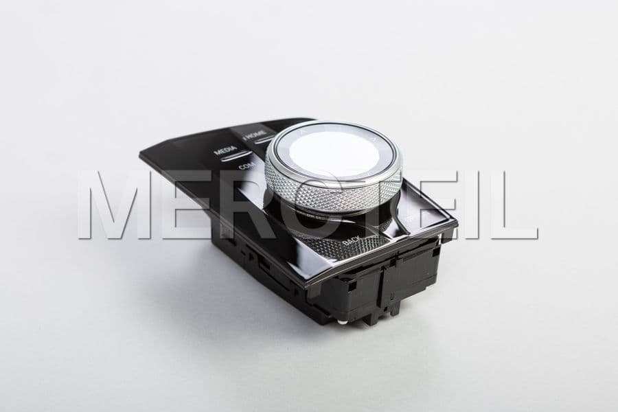 Buy the spare part BMW 65829423196 controller