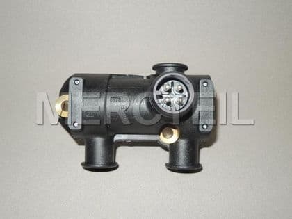 Buy the spare part Mercedes-Benz A0000784449 shut off valve