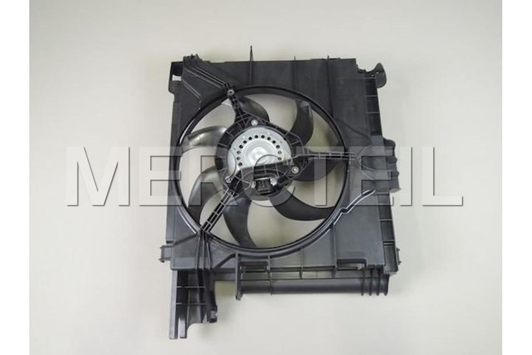 Buy the spare part Mercedes-Benz A0002009323 fan
