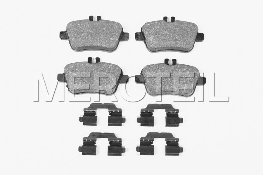 Buy the spare part Mercedes-Benz A0004200705 disk brake pad