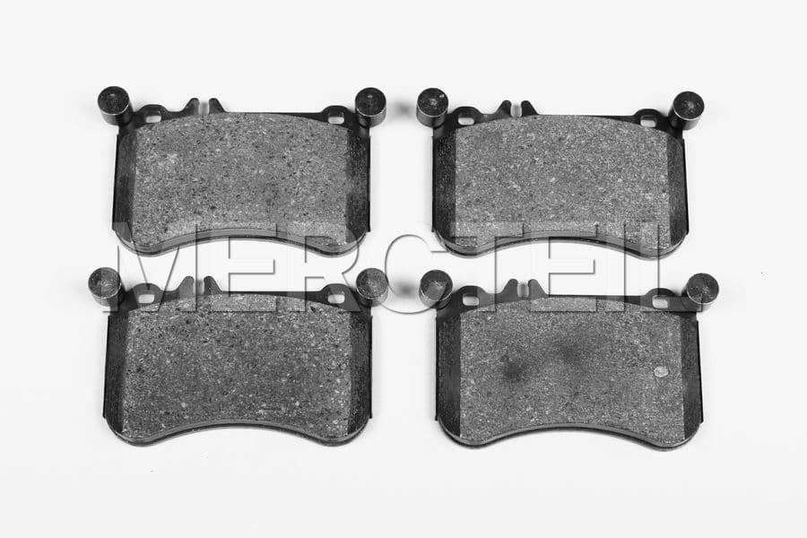 Buy the spare part Mercedes-Benz A0004207404 disk brake pad