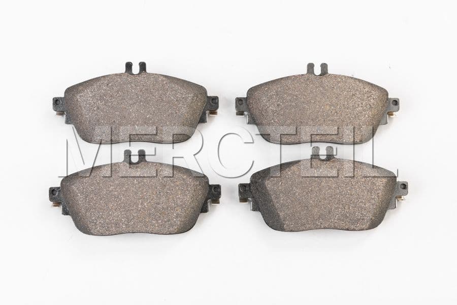 Buy the spare part Mercedes-Benz A0004209104 disk brake pad