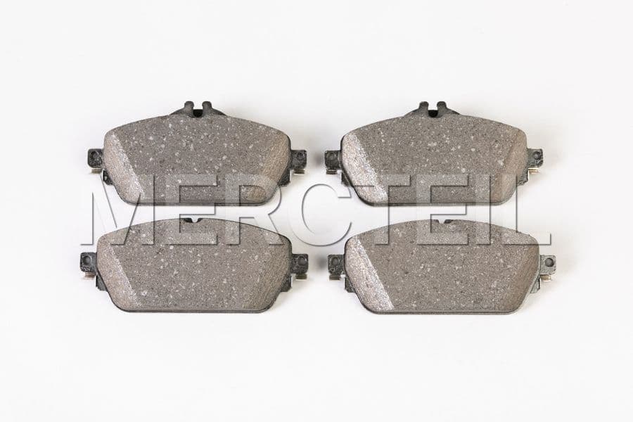 Buy the spare part Mercedes-Benz A0004209703 disk brake pad
