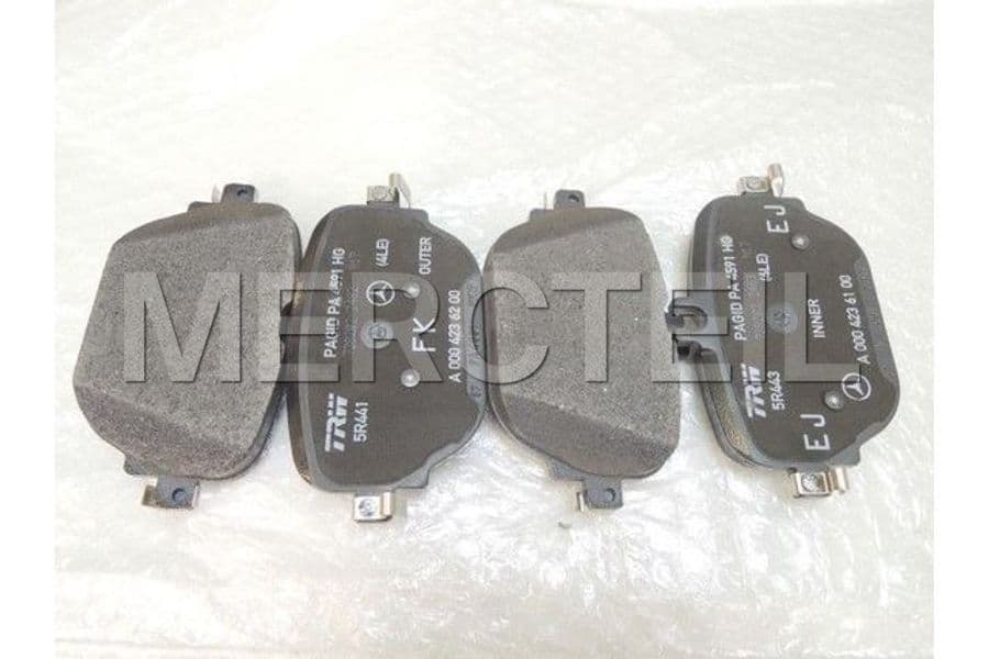 Buy the spare part Mercedes-Benz A0004209900 disk brake pad