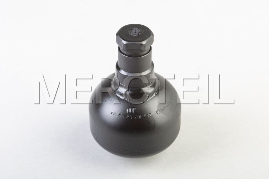 Buy the spare part Mercedes-Benz A000466040064 pulsation damper